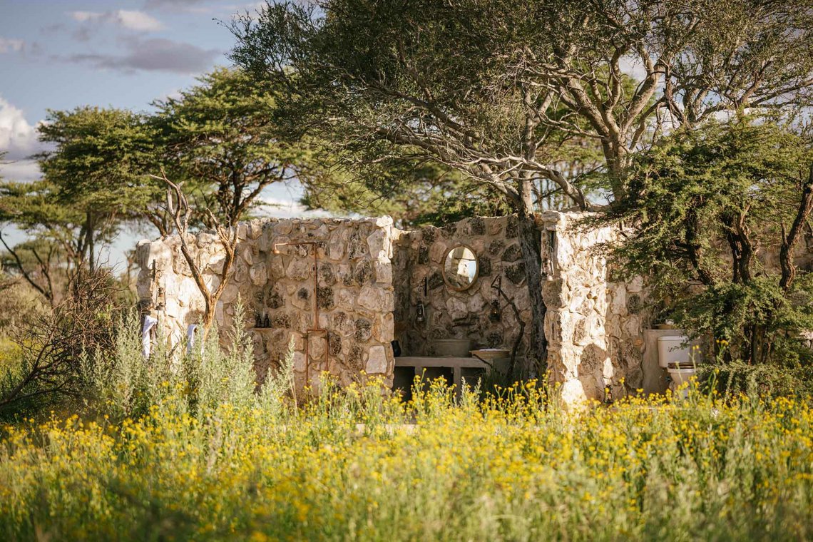 Bush Camp in Namibia: Overnight Glamping Adventure | Kambaku | Kambaku